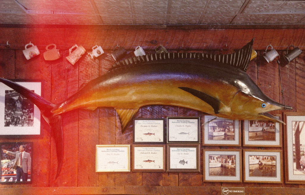 Home - Players Retreat | Historic Restaurant & Sports Bar | Raleigh, NC